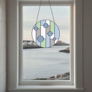 Stained Glass Circle Geometric Pattern, Round Stained Glass Design ...