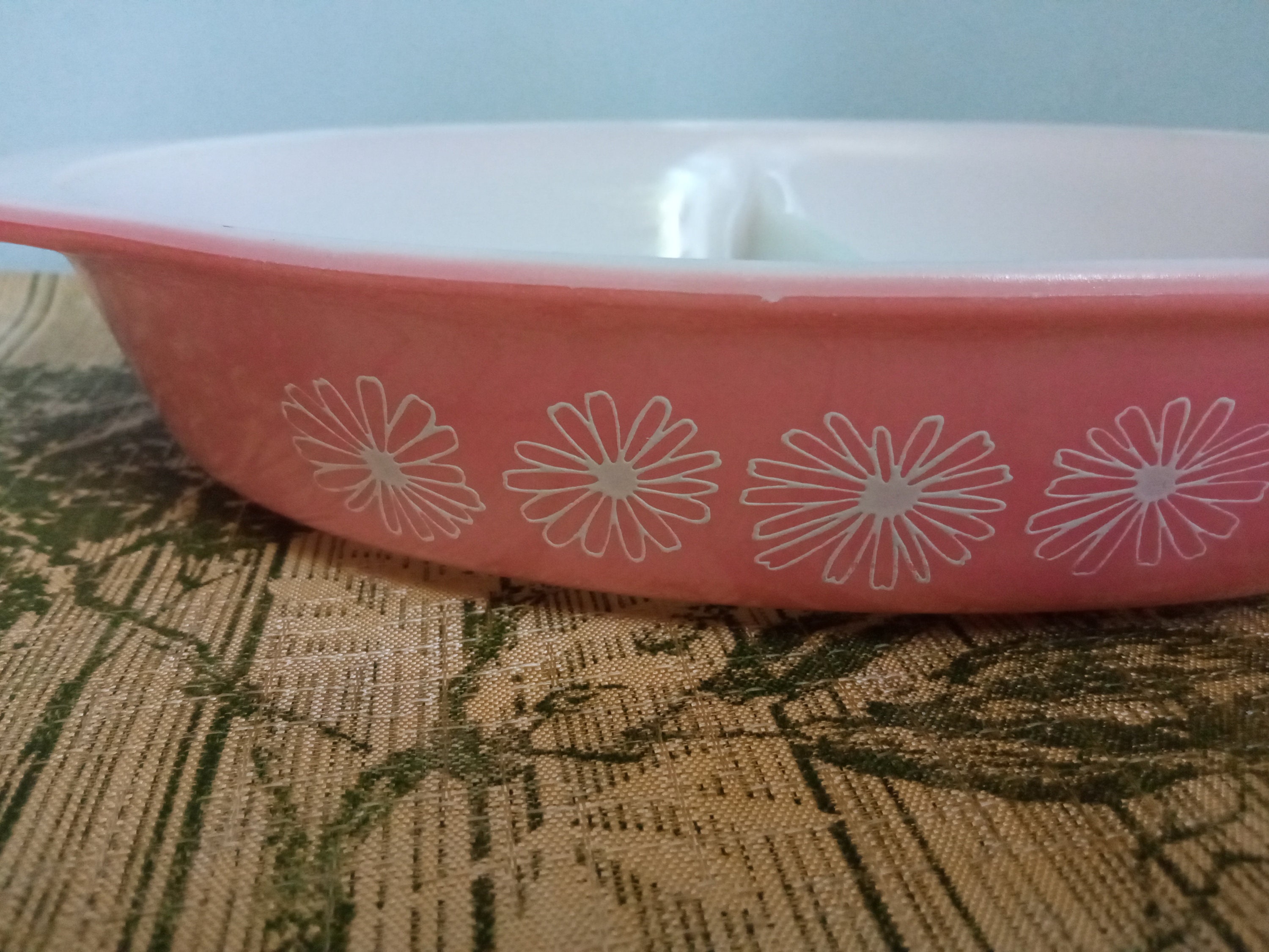 Vintage Pyrex Divider Dish Pink Daisy Gaiety Design - Etsy
