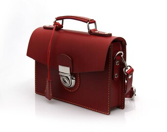 handmade leather bags and utility goods. by NavicoLeather on Etsy