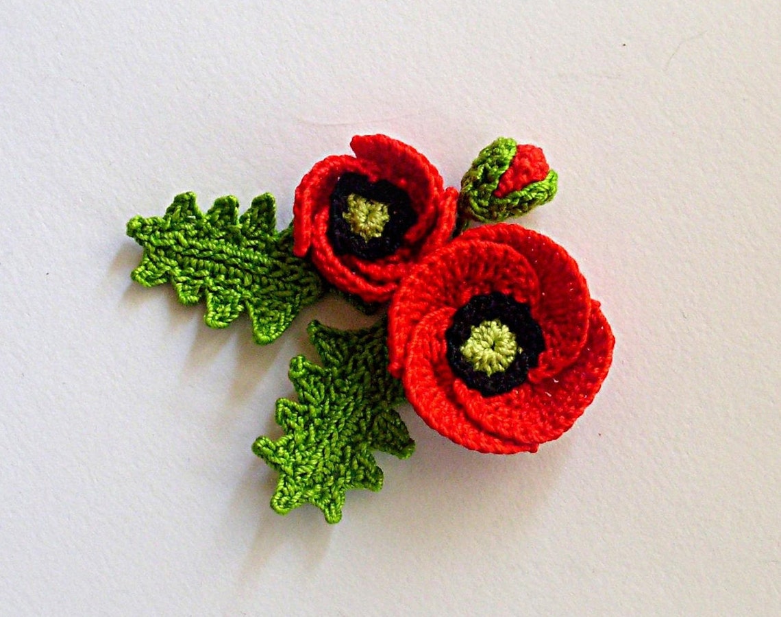 Small Hand Crochet Poppies With Two Leaves, Small Poppy Embellishment ...