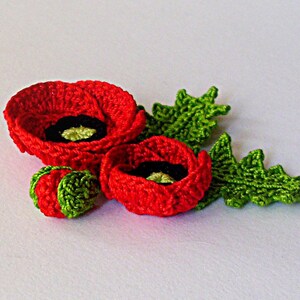 Small Hand Crochet Poppies With Two Leaves, Small Poppy Embellishment ...