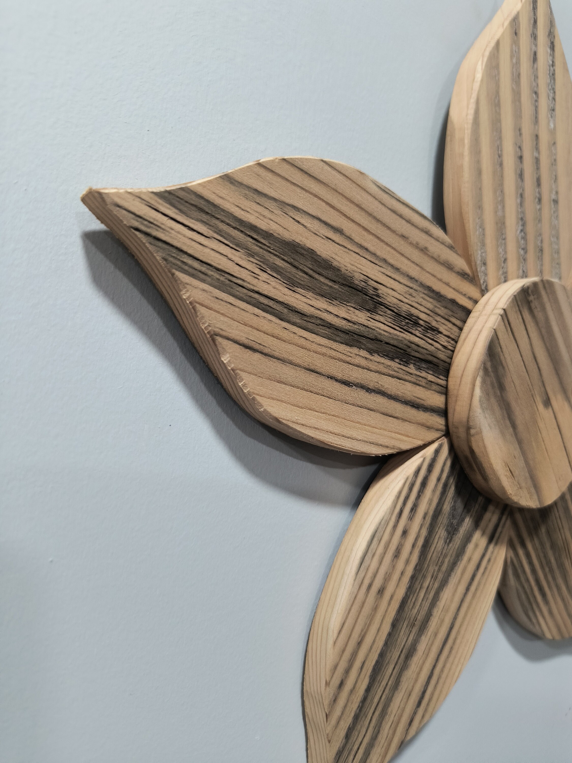 Wooden Flower / 12 Inch / Weathered Wood - Etsy