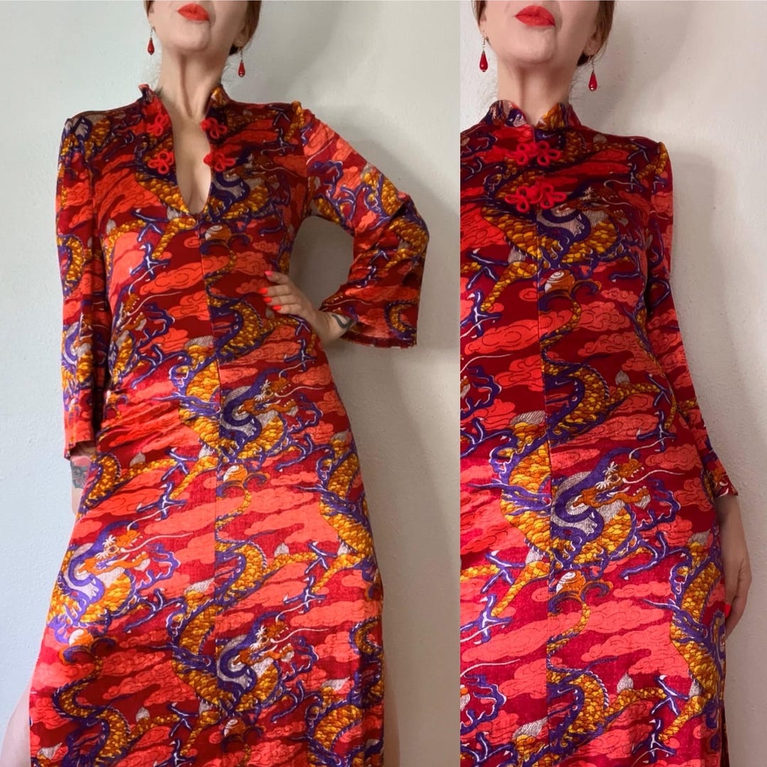 Vintage 1960’s Rich & Bright Novelty Dragon Print Slinky Velvet Maxi ...