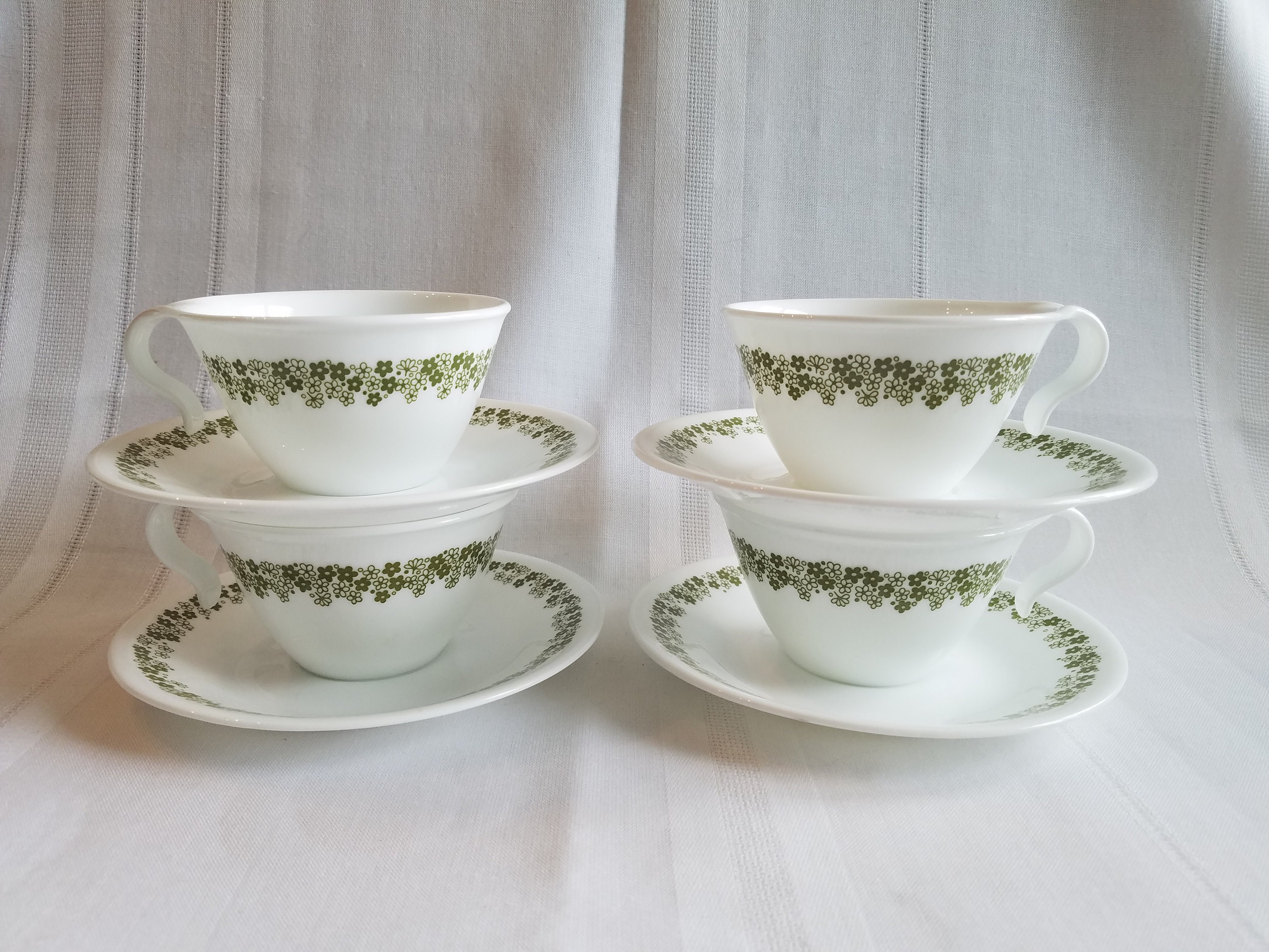 Kitchen & Dining Vintage Corelle Spring Blossom Green Crazy Daisy ...