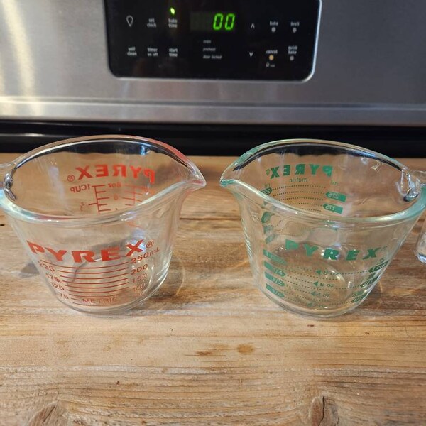 Pyrex Measuring Cup - Etsy