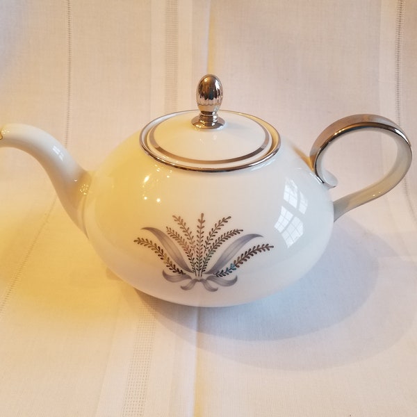 Vintage Bavaria Fine China Teapot - Etsy