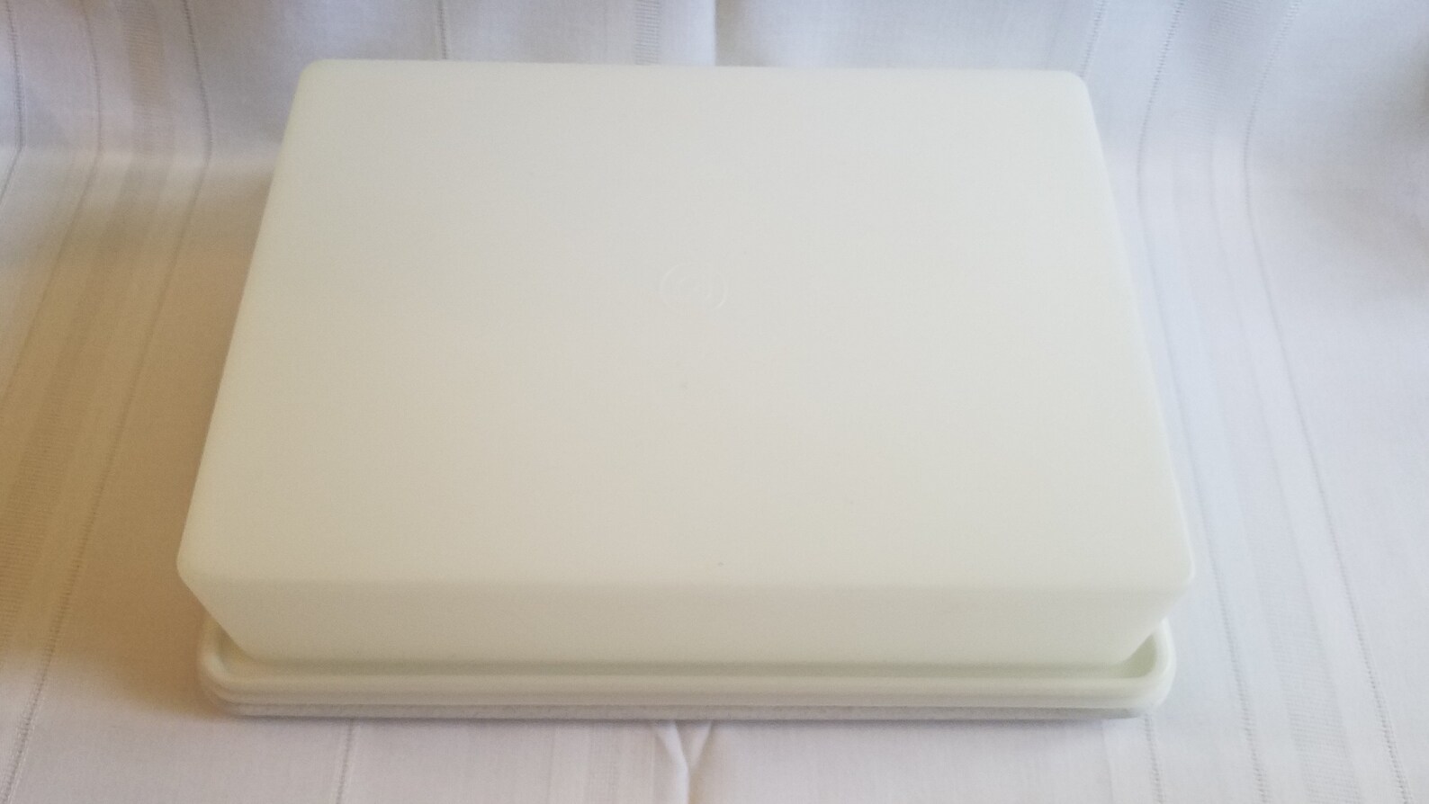 Vintage Tupperware Rectangular Cake Taker With Blue Strap | Etsy