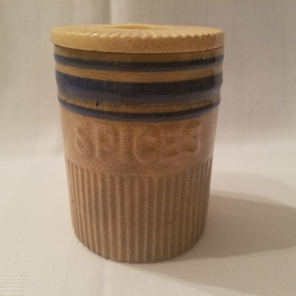 Hull Pottery - Etsy