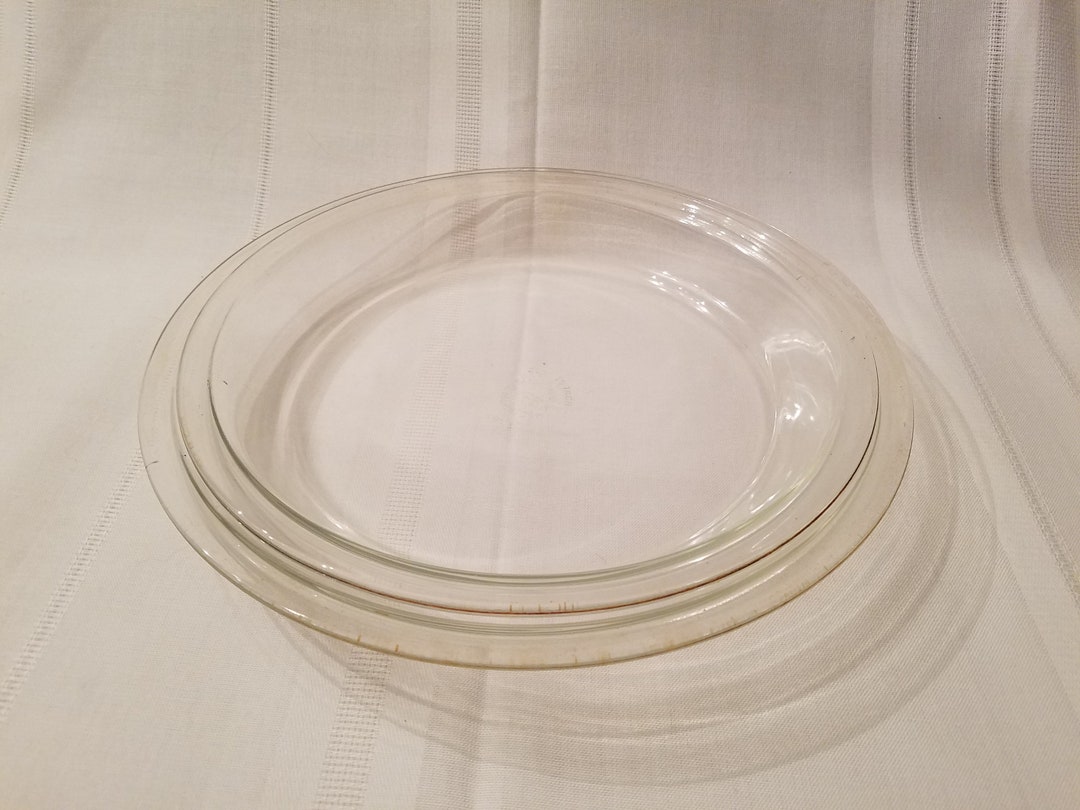 Set of 2 Vintage Clear Pyrex Pie Dishes. Set Includes a 9 and a 10 Inch ...