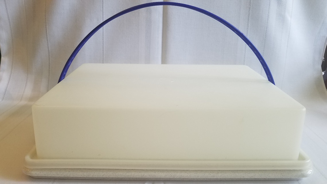 Vintage Tupperware Rectangular Cake Taker With Blue Strap | Etsy