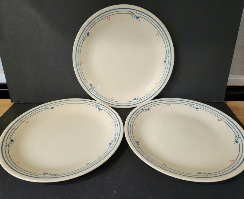 Vintage Corelle Country Violets Dinnerware Set: 9-piece Service for 3 ...