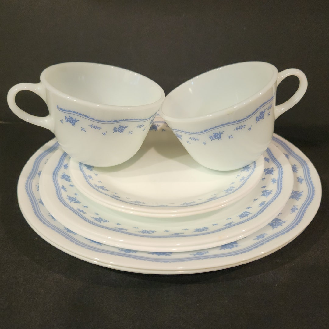 Vintage Corelle Morning Blue Dinnerware Set: 8-piece Service for 2 - Etsy