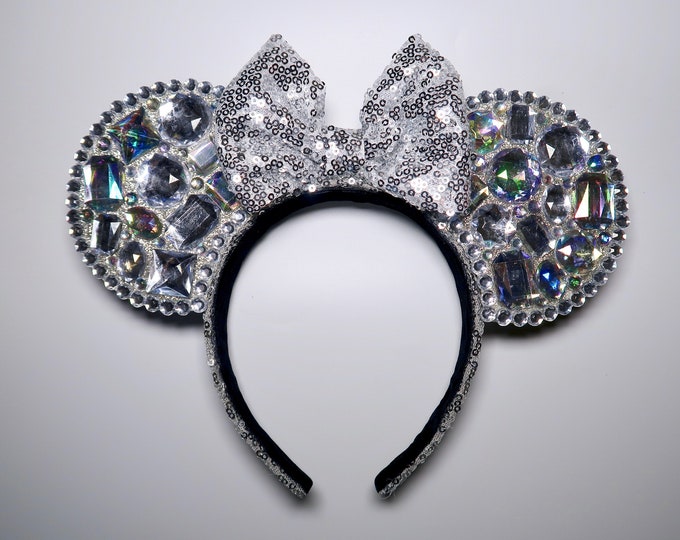 Simple Diamond Ears - Etsy