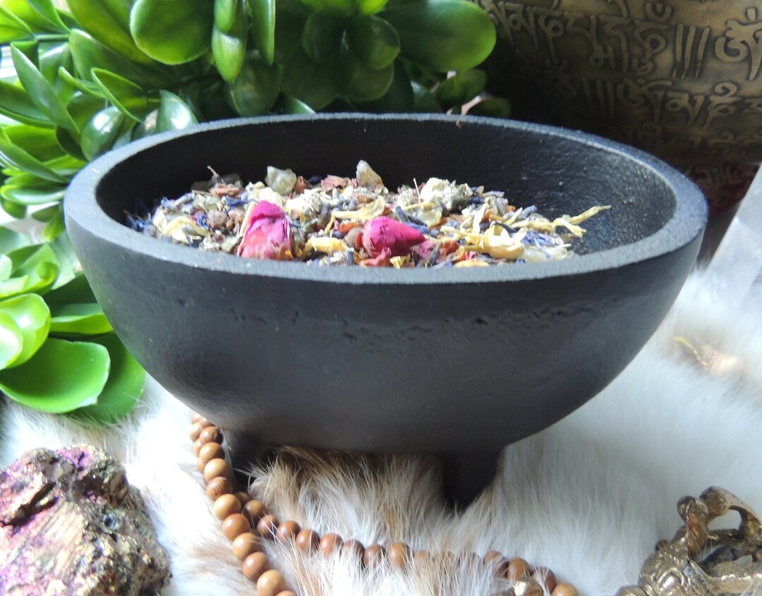 Cauldron / 5 Inch LARGE Cast Iron Cauldron / OVAL / Black / Smudge Pot ...