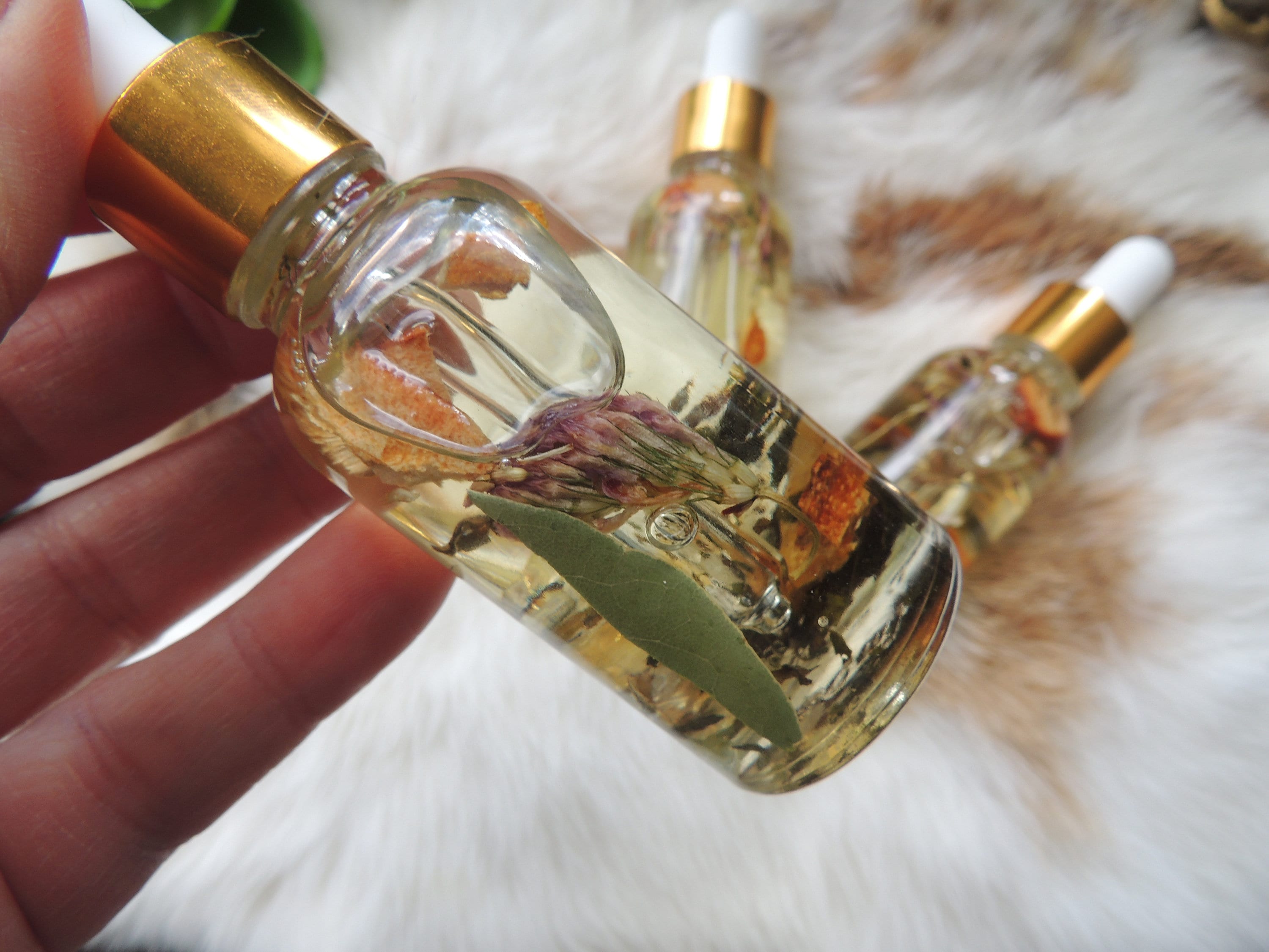 Manifestation Oil / Blessing Oil / Anointing and Blessing Oil | Etsy