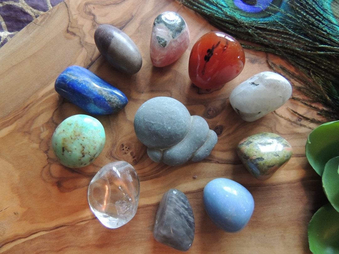 Divine Feminine Crystal Set / 11 Stone Divine Feminine Set / Fertility ...