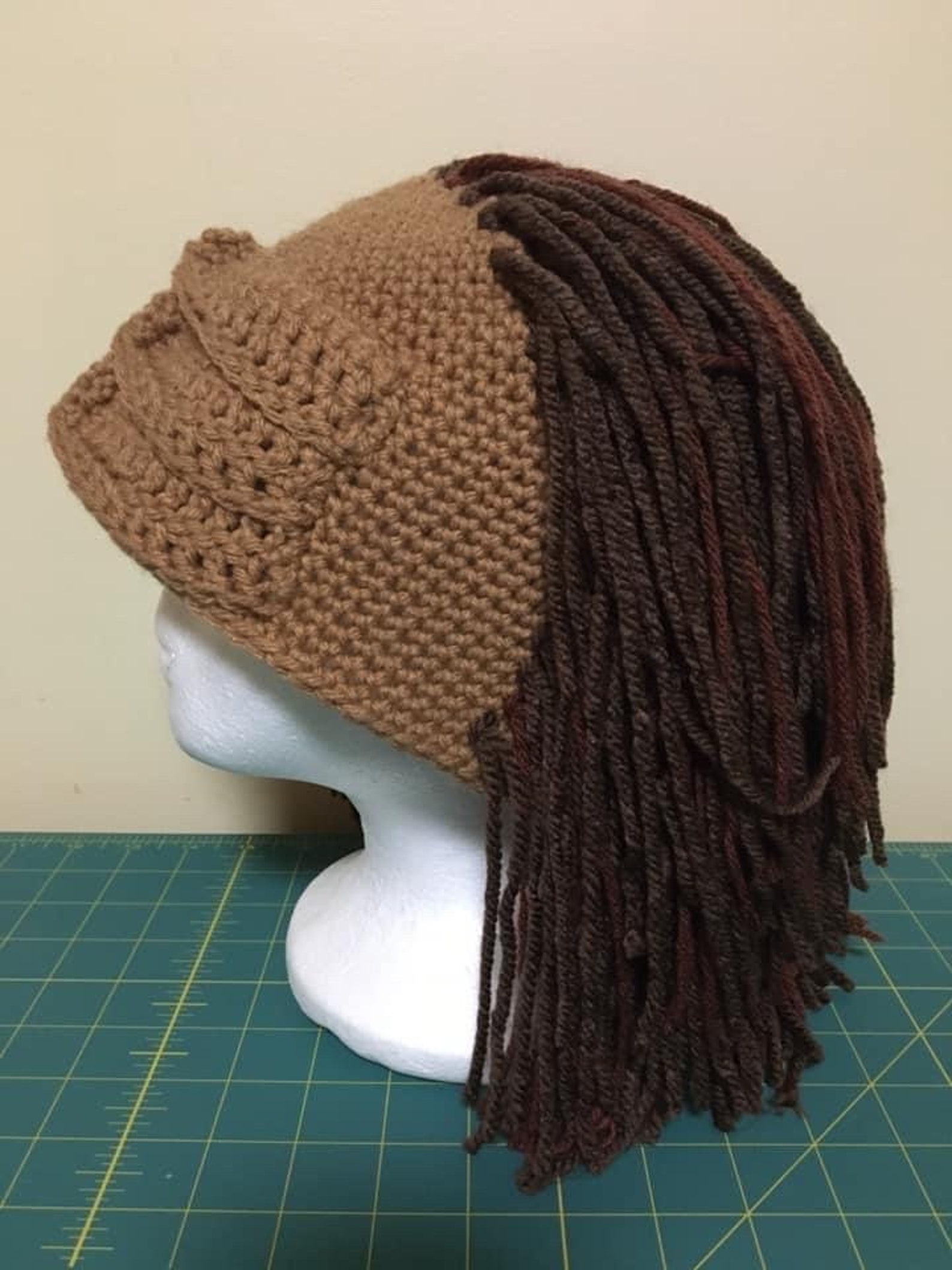 Alien Warrior Tuque Crochet Pattern - Etsy