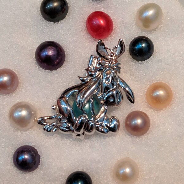 Eeyore Necklace - Etsy