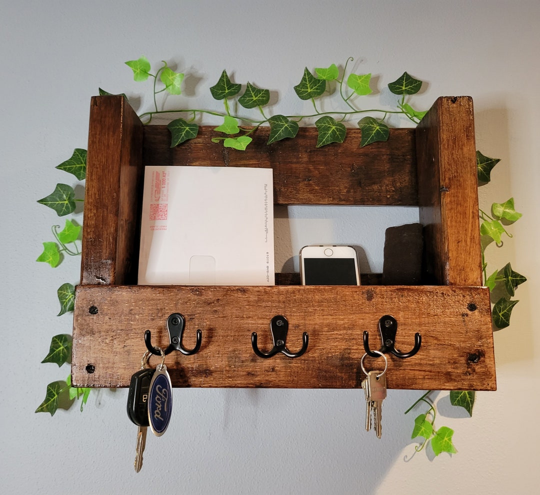 Pallet Key Rack - Etsy