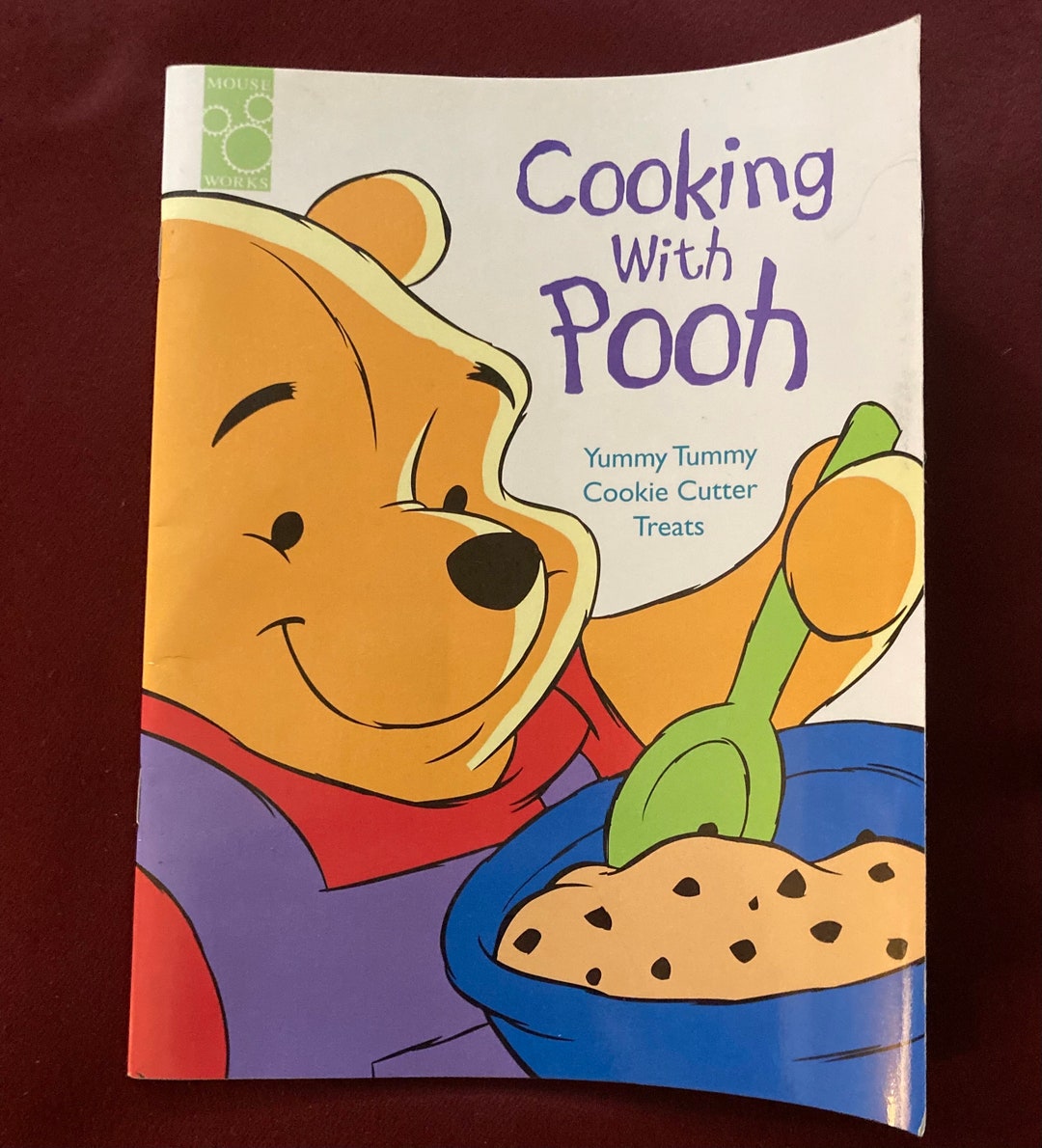 Vintage 1995 Winnie the Pooh Yummy Tummy Cookie Cutter Treats Cookbook ...