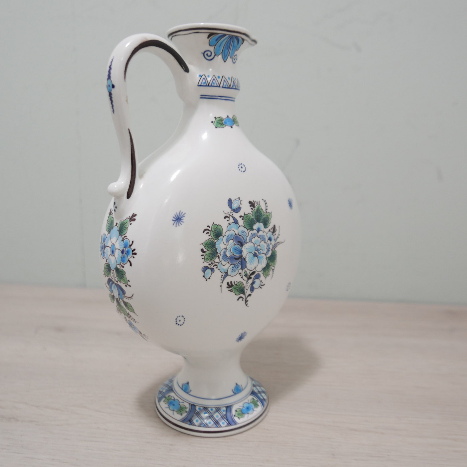 Porceleyne Bottle - Delft Blue - Jug / Water Jug / Jug - Netherlands ...