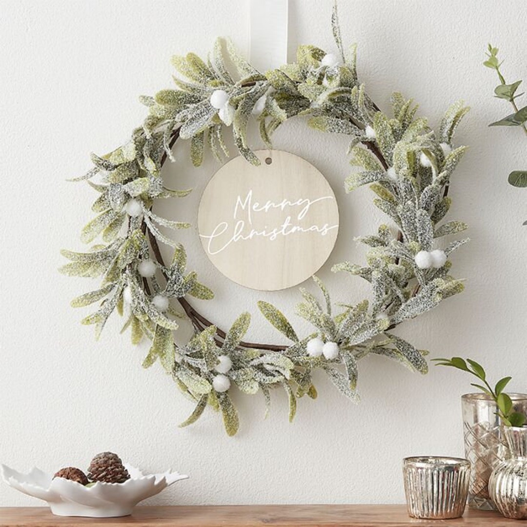 Mistletoe Merry Christmas Door Wreath With Foliage - Scandi Decorations ...