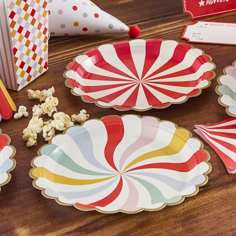 Assiettes de cirque - Assiettes en carton pour fête de cirque - Rayures ...