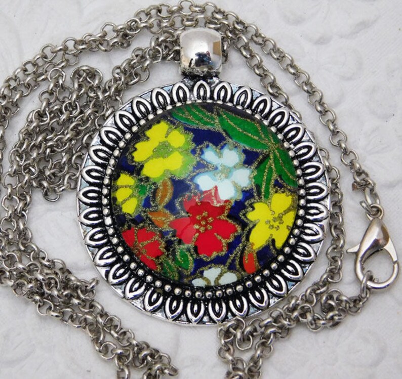 White Flower 1 Glass Dome Glass Pendant Pendant - Etsy