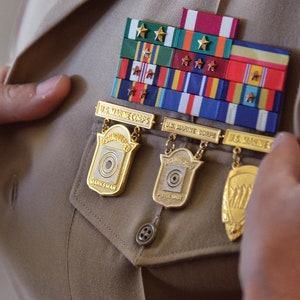 USMC, Distinguished Marksman Badge - Etsy