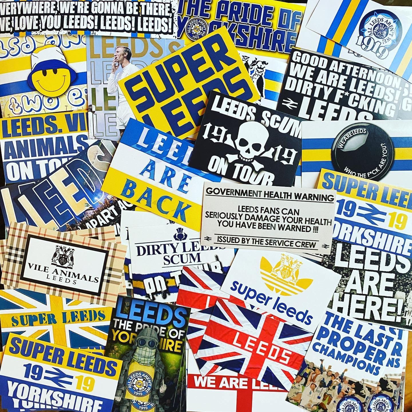 100 X Leeds United Stickers Based on LUFC Poster Shirt Scarf - Etsy UK