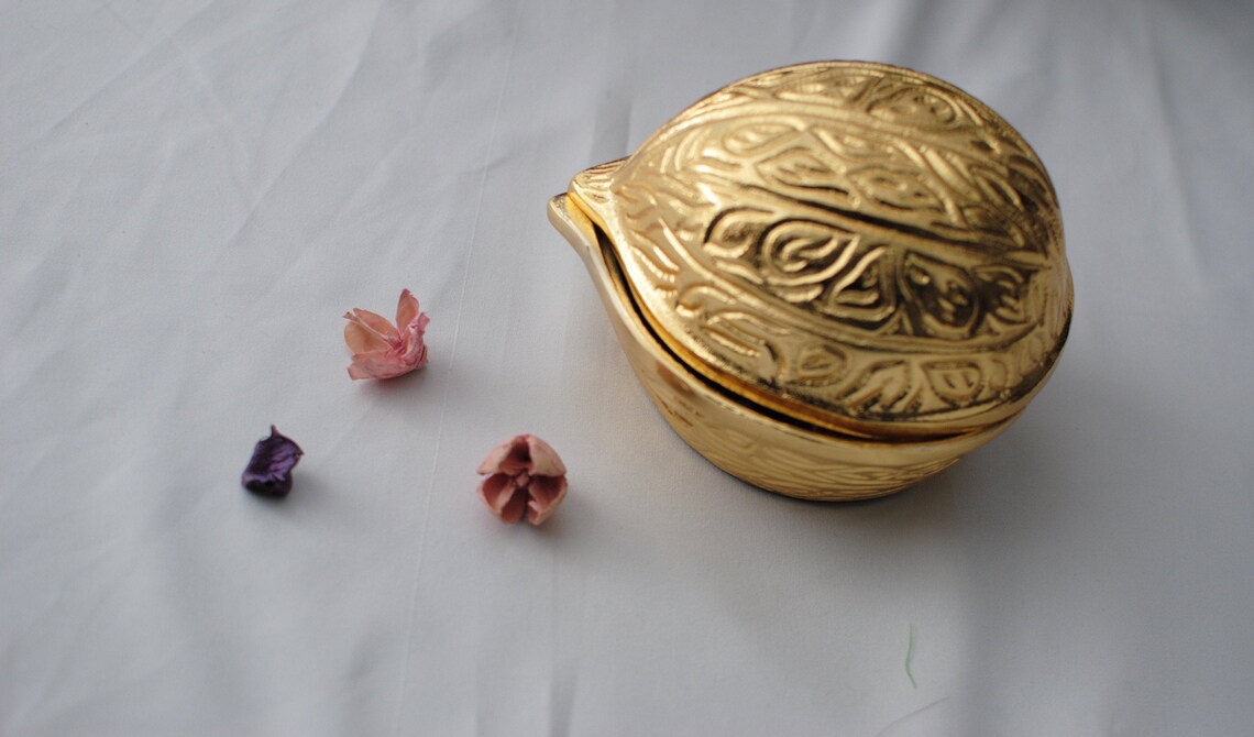 Key dish Trinket bowl gold walnut shaped Trinket bowl Gold | Etsy