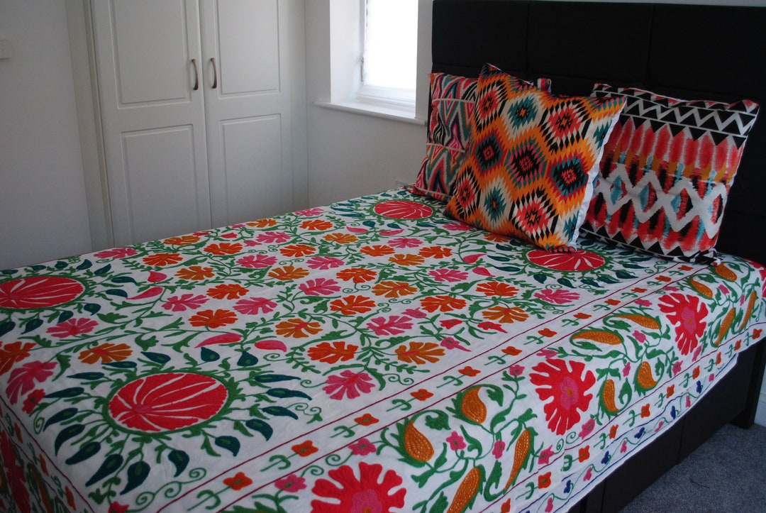Hot Pink Hand Embroidered Bed Cover, Embroidered Bed Spread, Suzani Bed ...