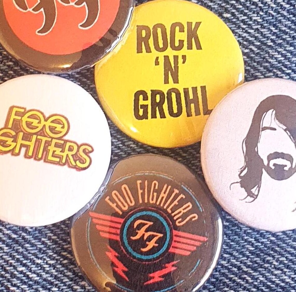 FOO FIGHTERS Badge Button Set of 5 25mm 1" Pins Pinback Dave Grohl ...