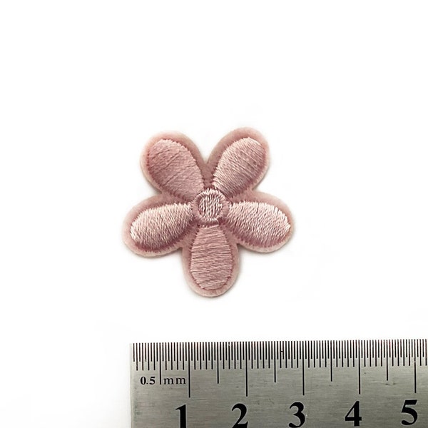 Small Embroidery Flower Patch - Etsy