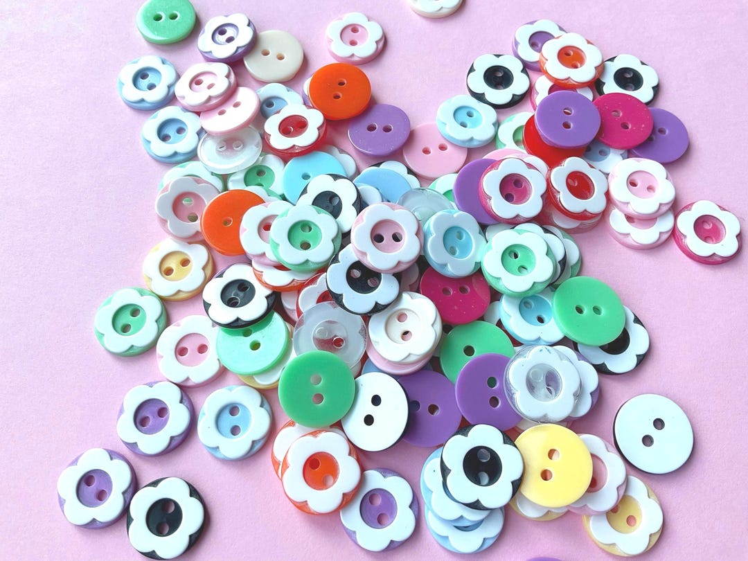 12+ Cute Flower Buttons for Sewing, Knitting, Crafts - Black and Pastel ...