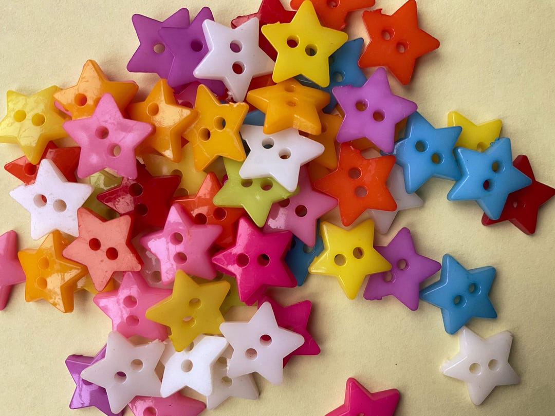 12+ Bright Star Button Mix - Colourful Resin Buttons for Clothing ...