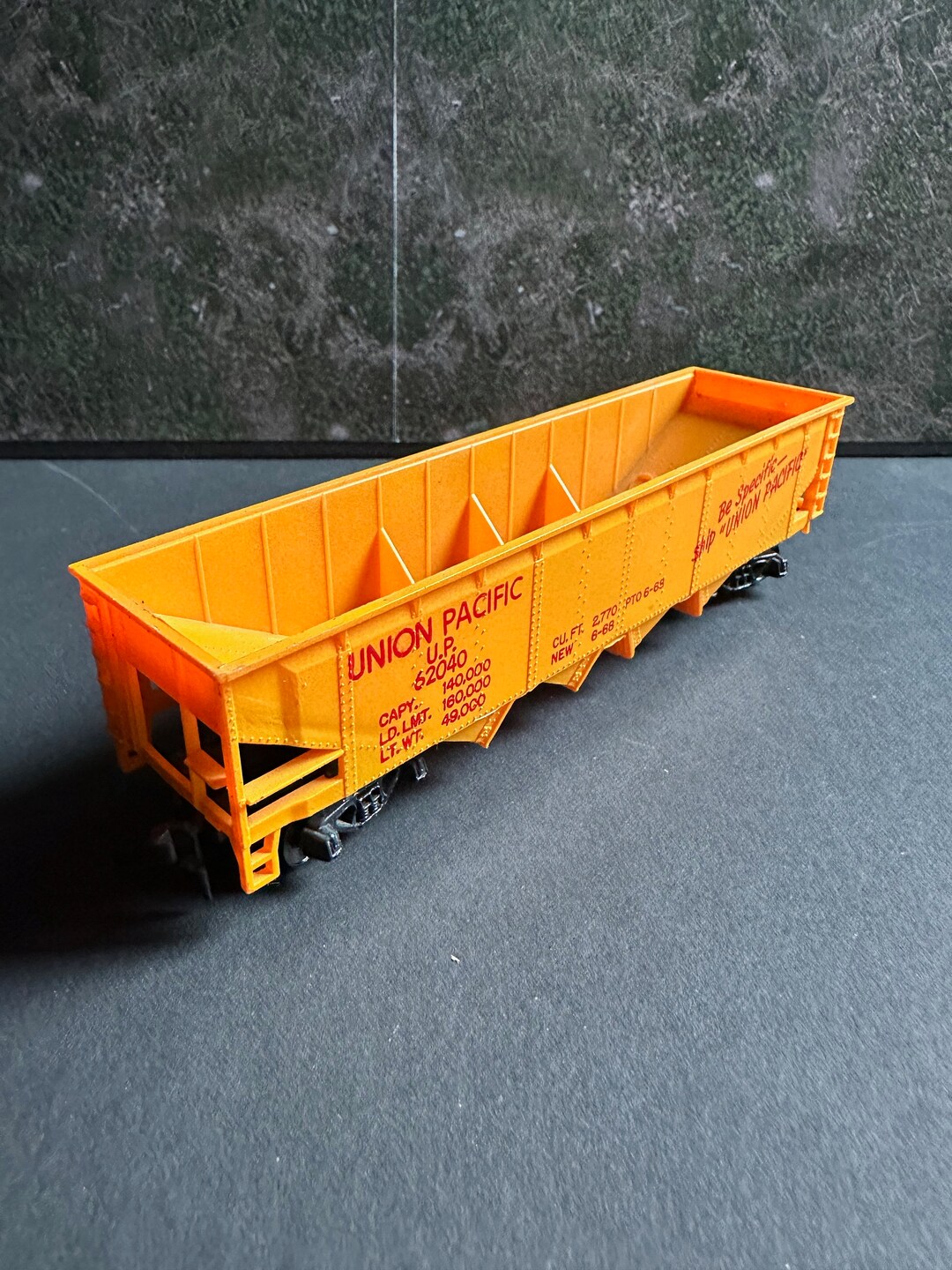 Tyco HO Scale UNION PACIFIC 4 Bay Open Hopper Car 62040 - Etsy