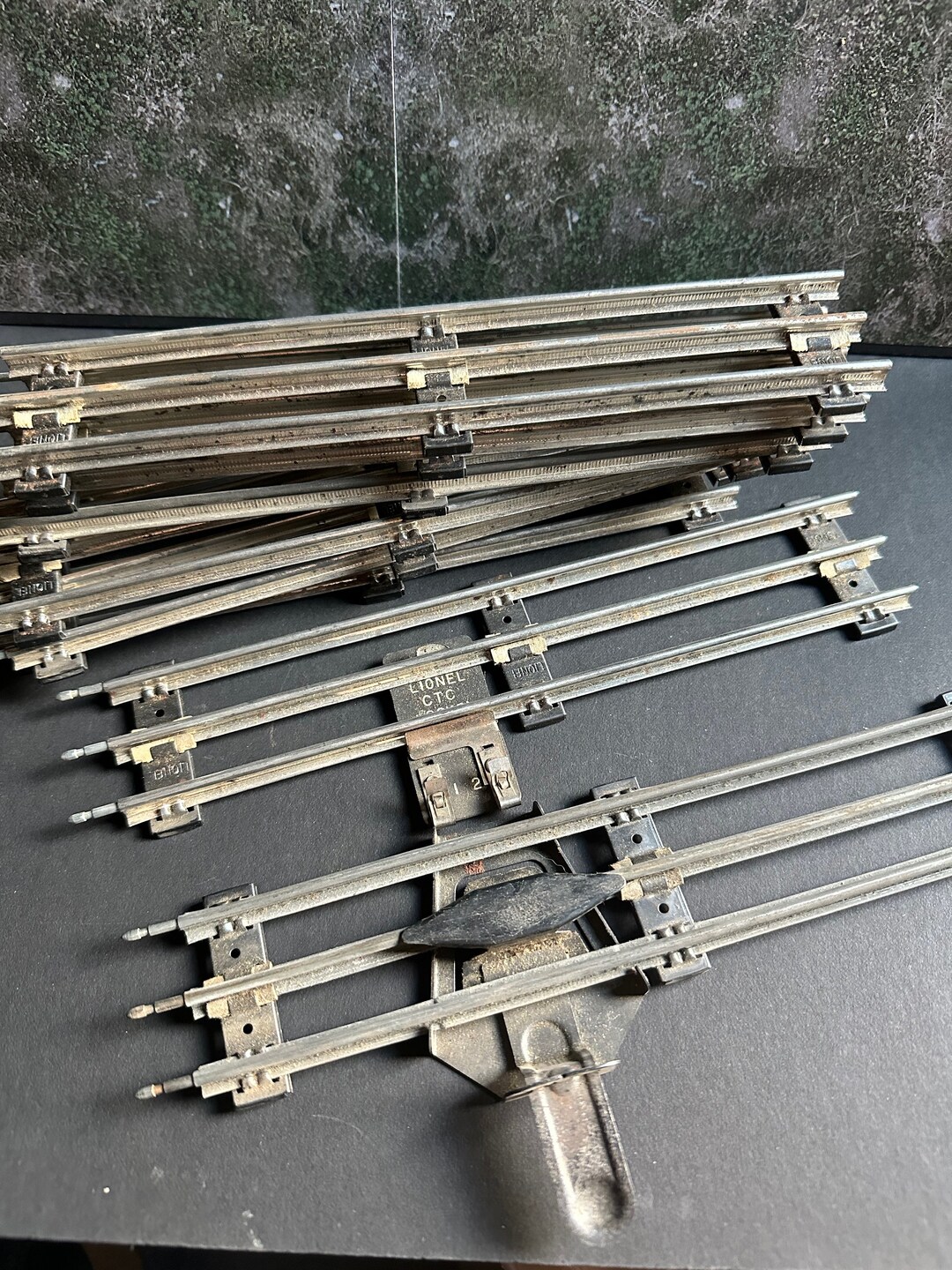 Lionel 027 Straight Track 8 Total Pieces CTC LOCKON Uncoupler - Etsy