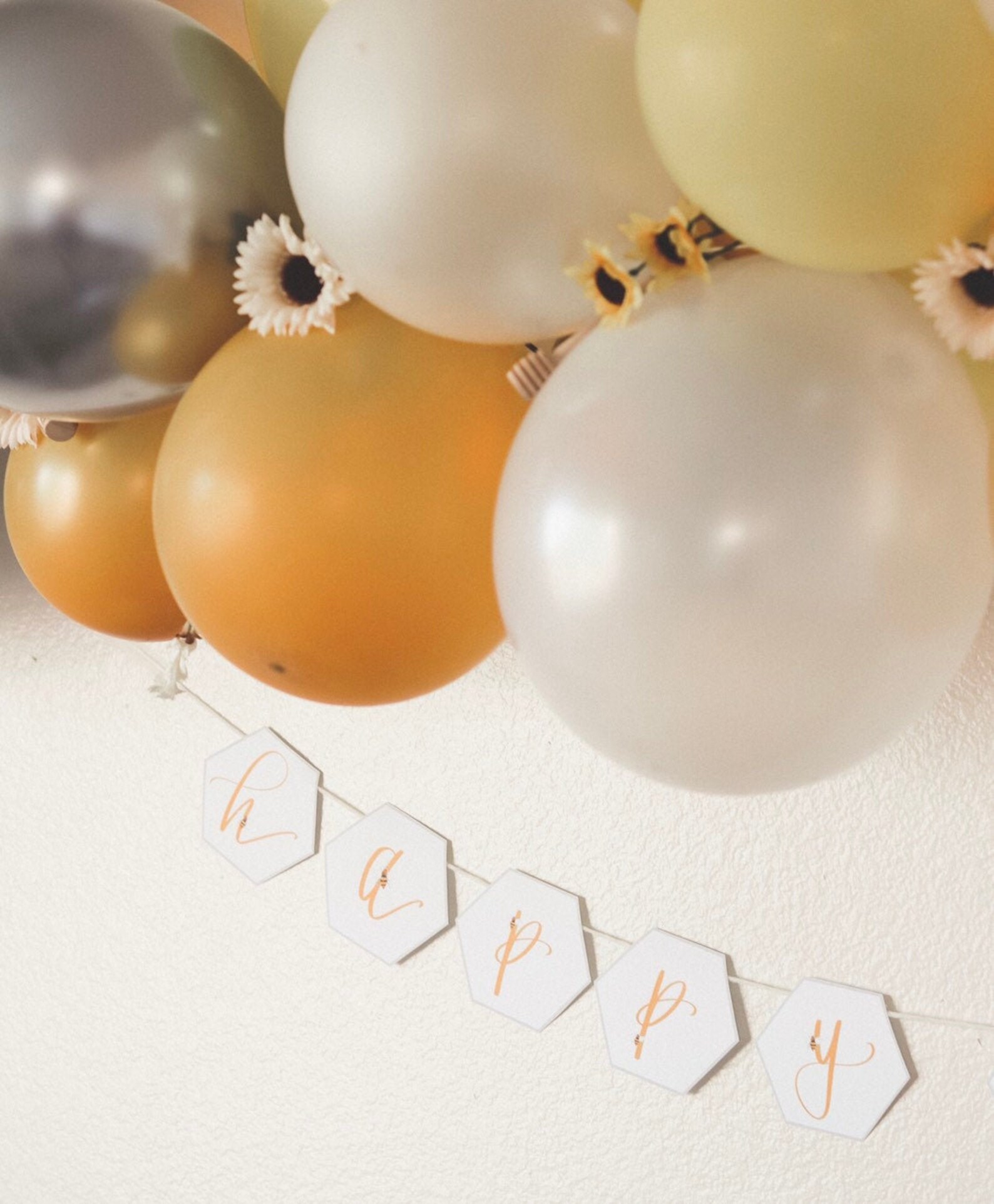 HAPPY BEE Day BANNER | Birthday Party | Honey Bee | First Birthday ...