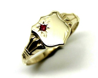Ruby Shield Ring - Etsy