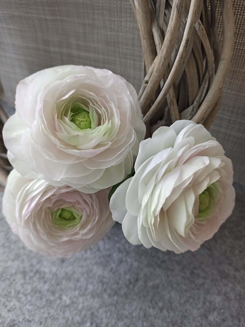 White Ranunculus Bride Bouquet of Ranunculi Real Touch | Etsy