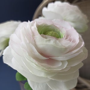 White Ranunculus, Bride Bouquet of Ranunculi, Real Touch Ranunculus for ...