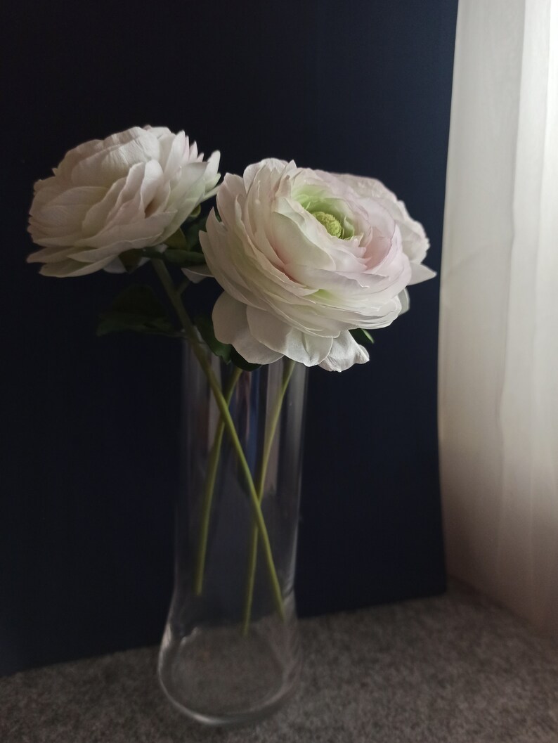 White Ranunculus Bride Bouquet of Ranunculi Real Touch | Etsy