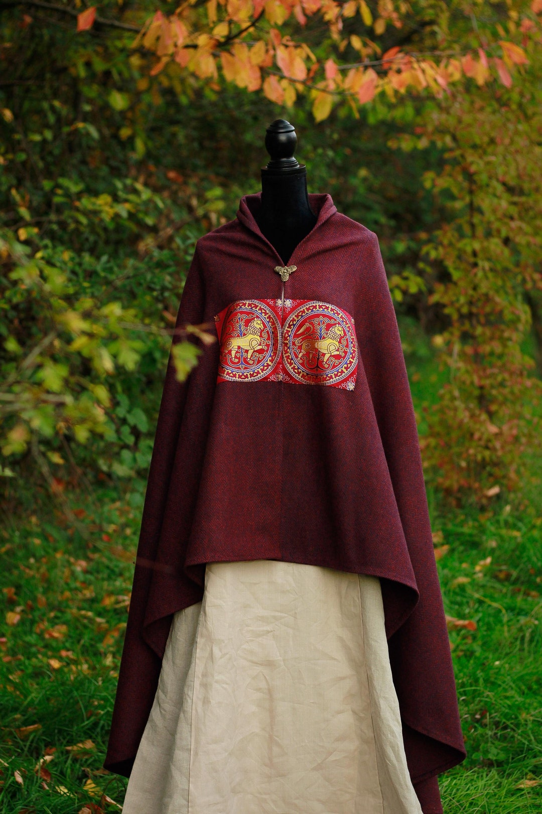 Woolen Cloak With Esztergom Lions Silk Brocade Slavic / Byzantine ...