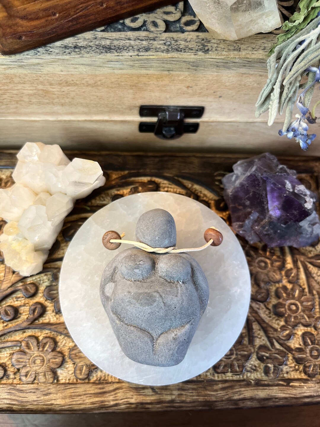 Venus Goddess Small Statue | Divine Feminine | Fertility Goddess - Etsy