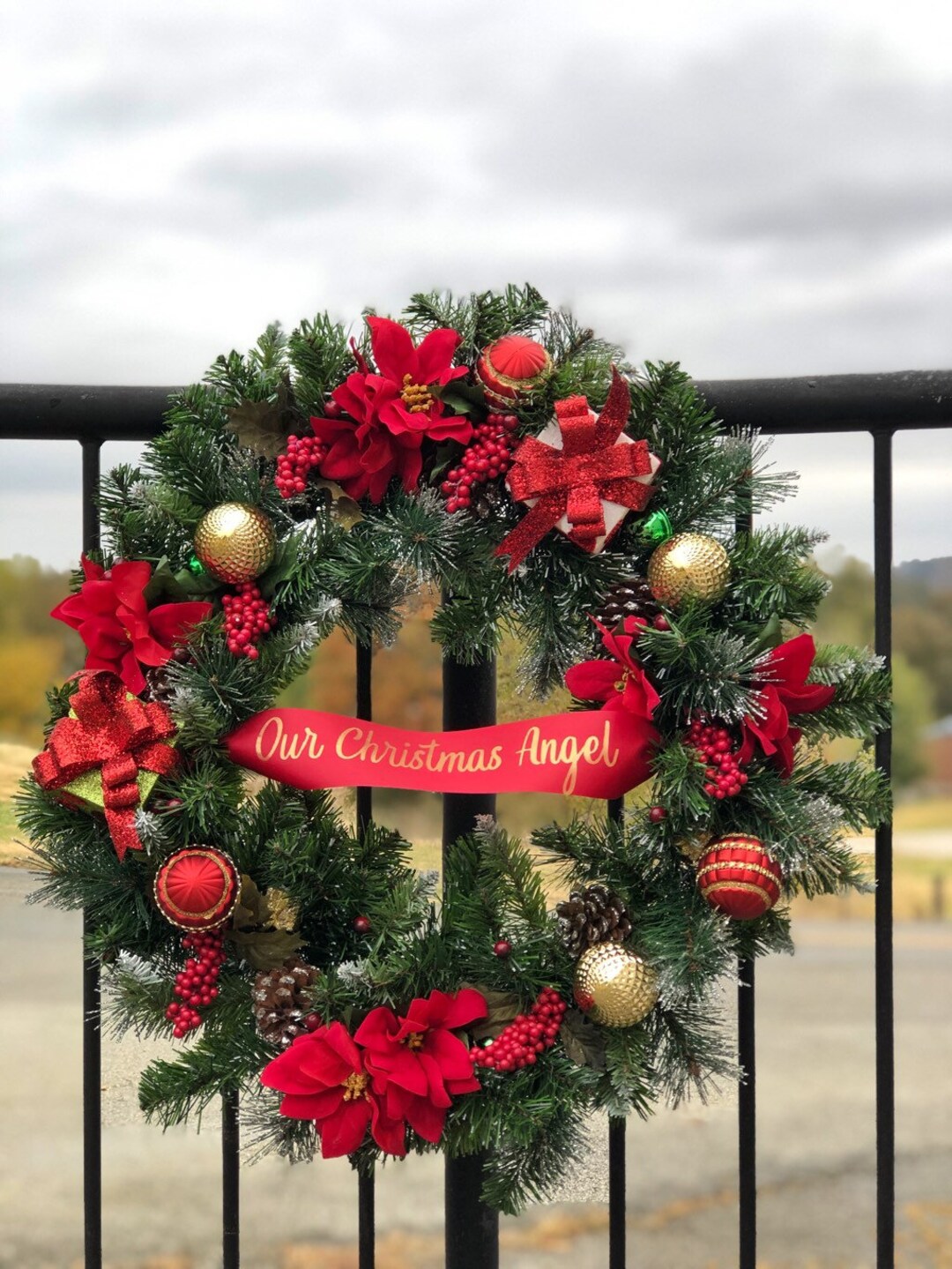 Christmas Cemetery Flowers, Grave Decoration for Winter, Cemetery ...