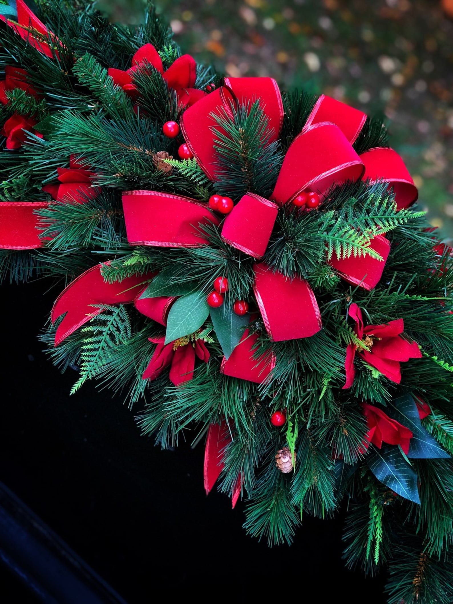 Winter Memorial Flowers, Cemetery Saddle, Headstone Flowers ...