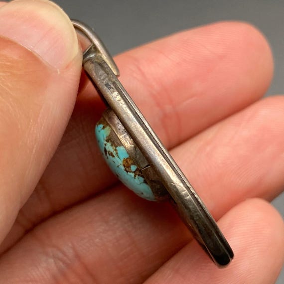 Vintage Zuni Native Turquoise Silver Pendant - Gem