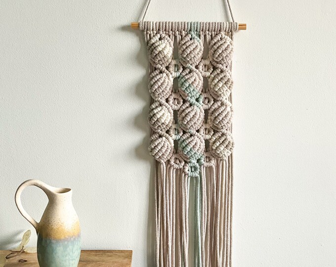 Beachy Wall Art, Coastal Farmhouse Macrame Shell Wall Hanging, Beachy Room Decor, Beach Lovers ...
