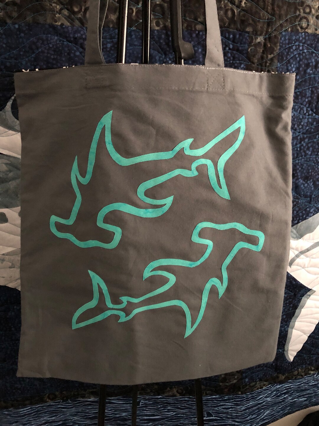Great White and Hammerhead Grey Tote Bags\great White Shark\hammerhead ...
